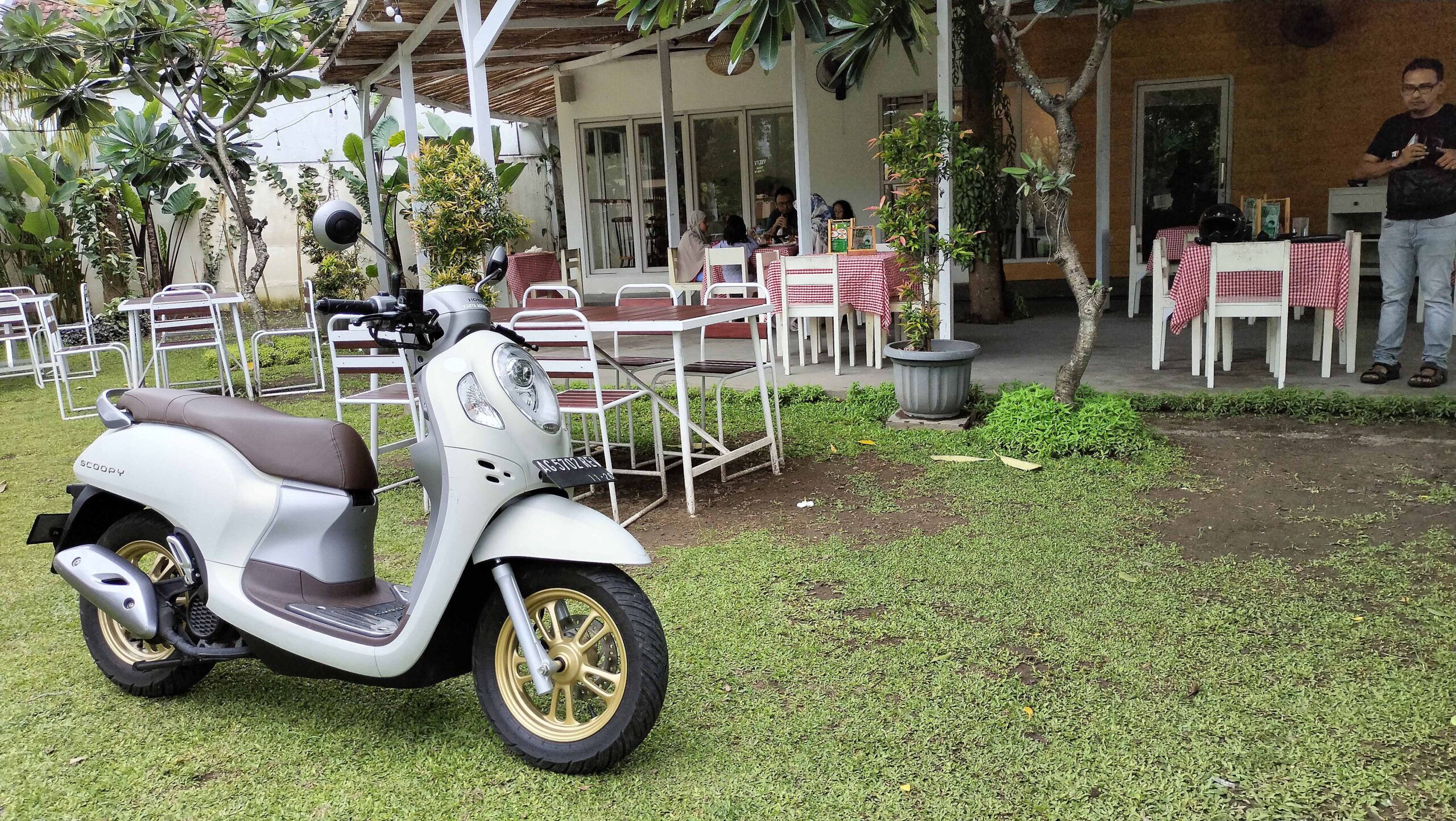 Worth It-kah Membeli Honda Scoopy Bekas Rangka ESAF Tahun 2021 ...